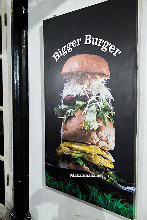 poster rumah burger - MakanMana