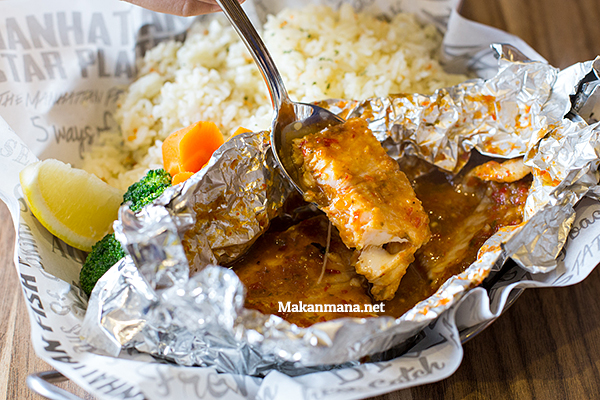 spicy-baked-fish-manhattan-fish-market - MakanMana