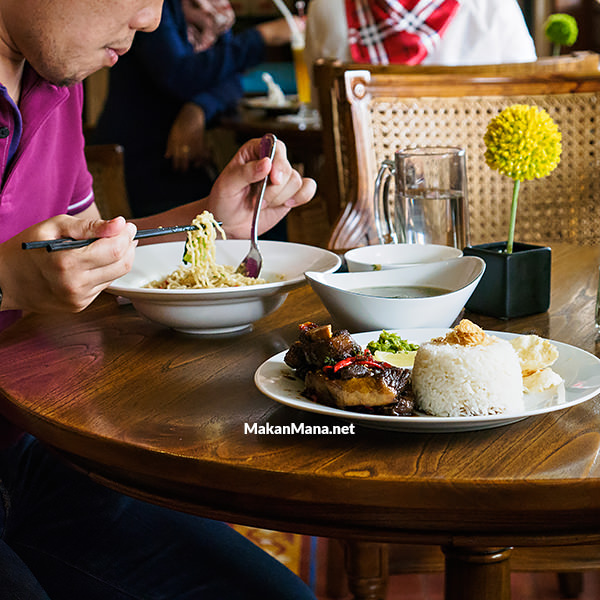 bobby makan rukako - MakanMana